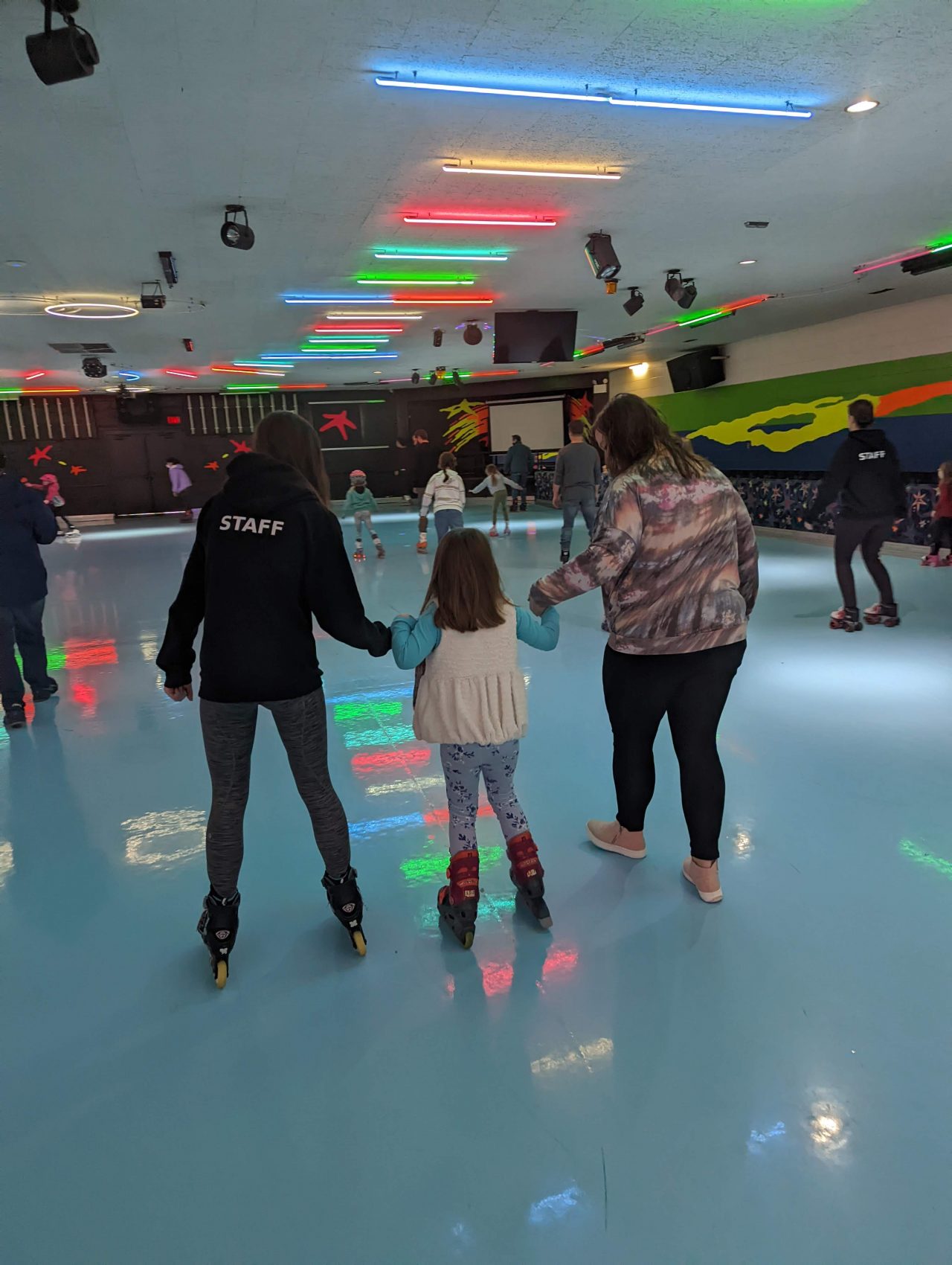 Beginner Roller Skating Lessons | Tarry Hall Roller Skating Rink